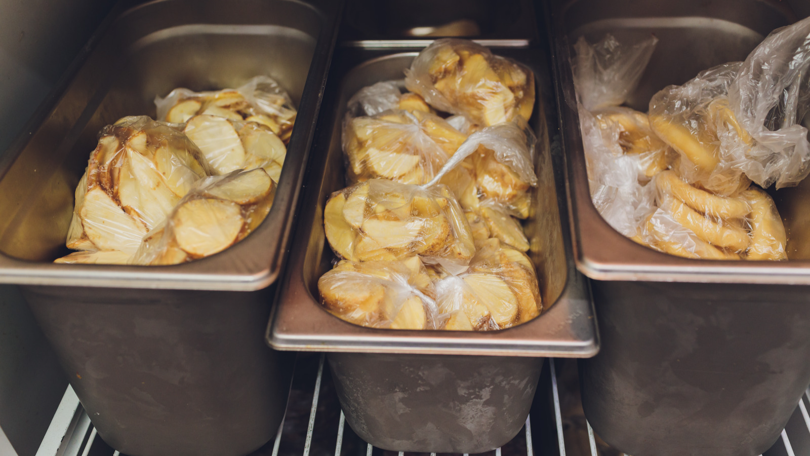 5 Easy Tips To Keep Your Walk-In Cooler or Freezer Clean