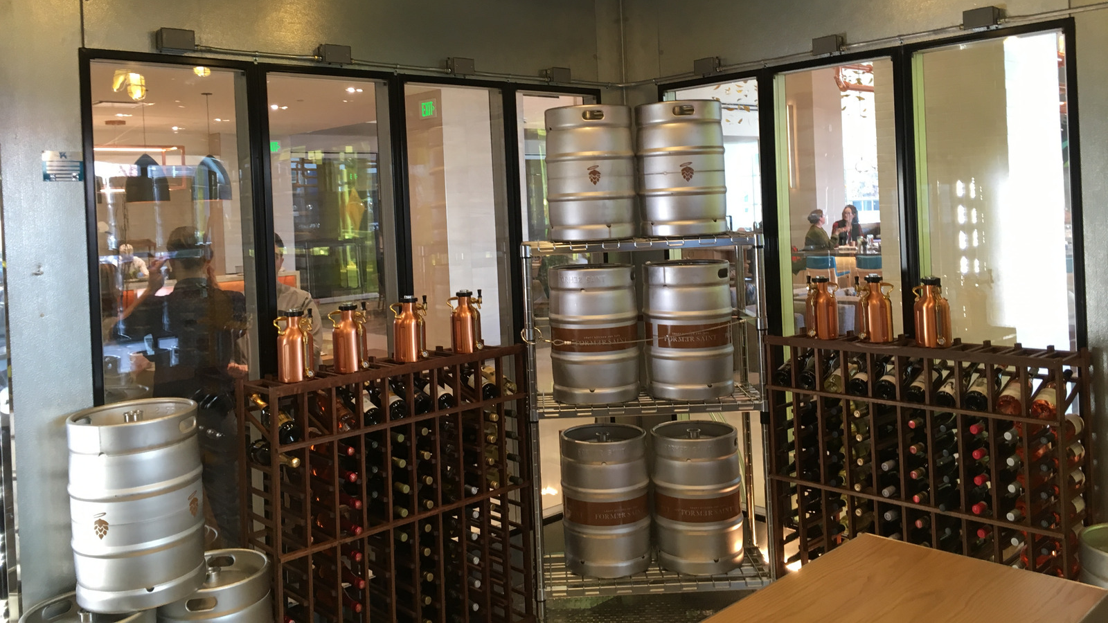 What to Look for When Purchasing A Walk-in Cooler